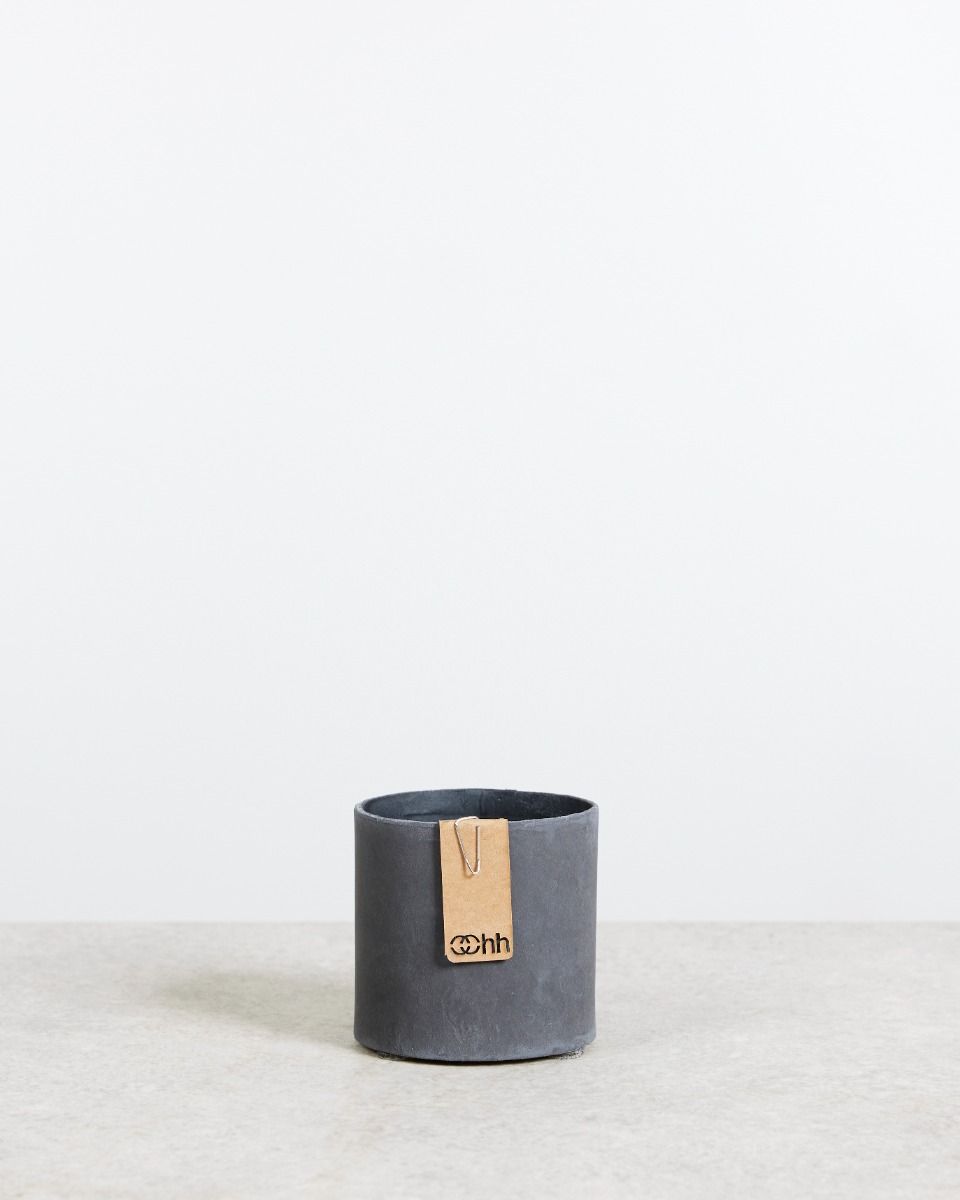 Shop Tessy Mini Pot Black online | PLNTS.com